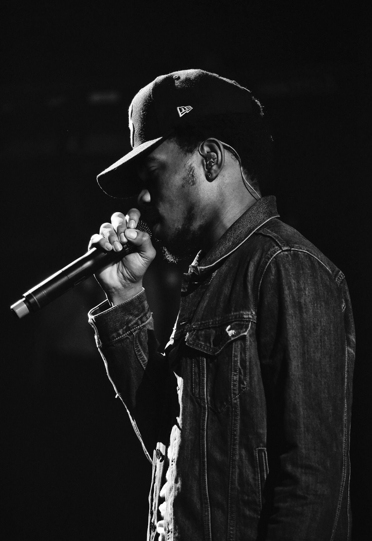 Download Music Future Performance Rapper Monochrome Image