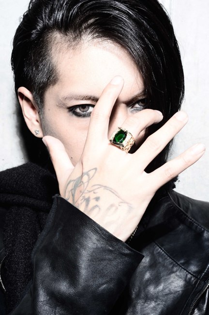 Lynch. Picture - Image Abyss