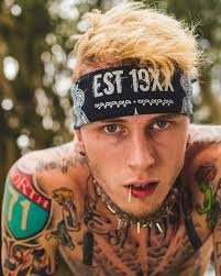 Machine Gun Kelly - Desktop Wallpapers, Phone Wallpaper, PFP, Gifs, and ...