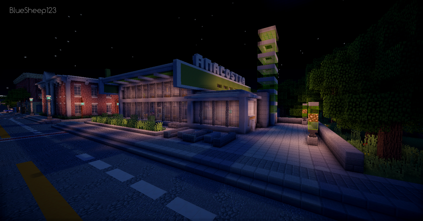 Minecraft Nightscape: A Glimpse of Adventure