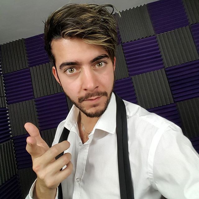 Download Man Razzbowski Image