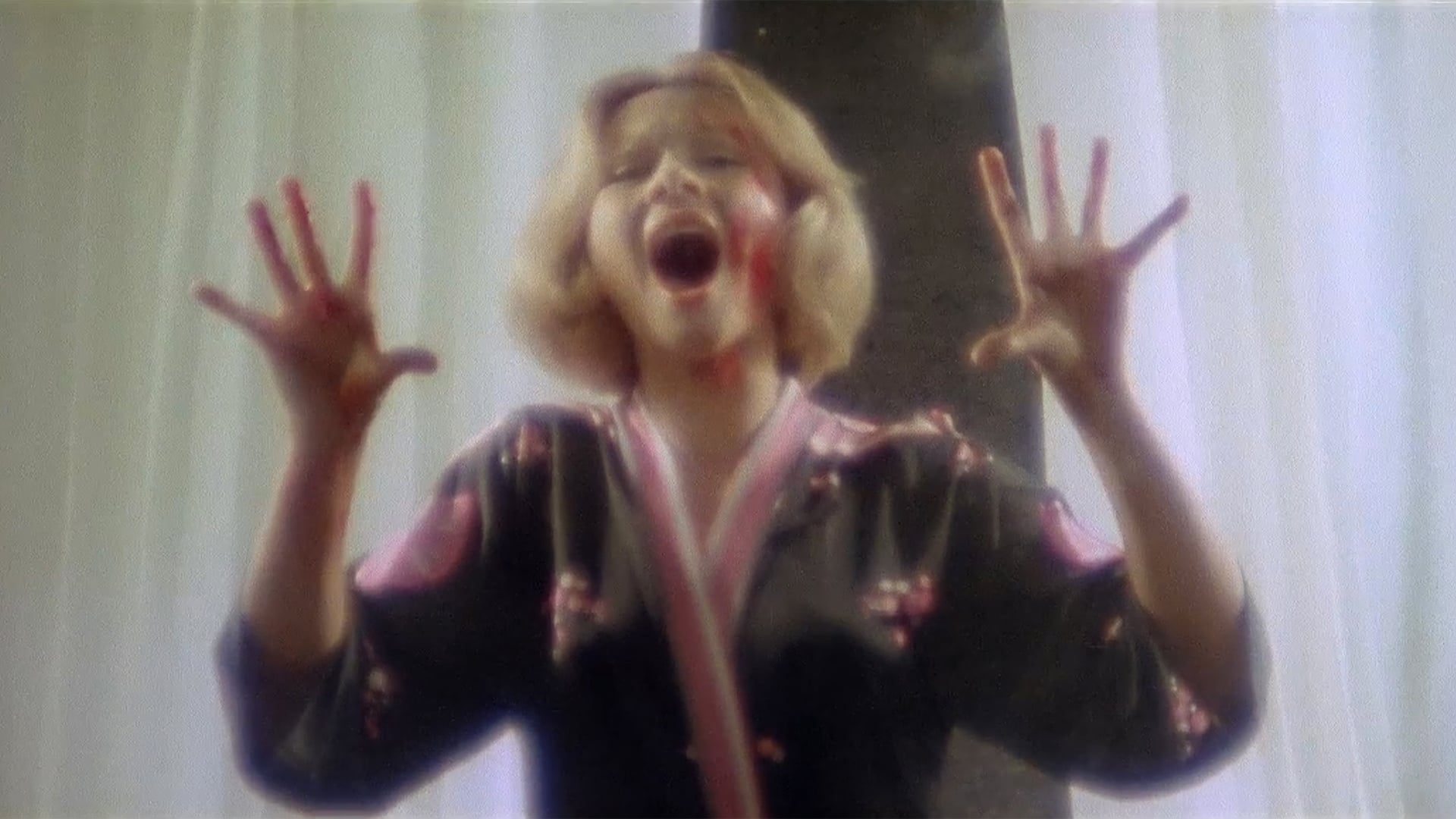 Download Movie Deep Red Image