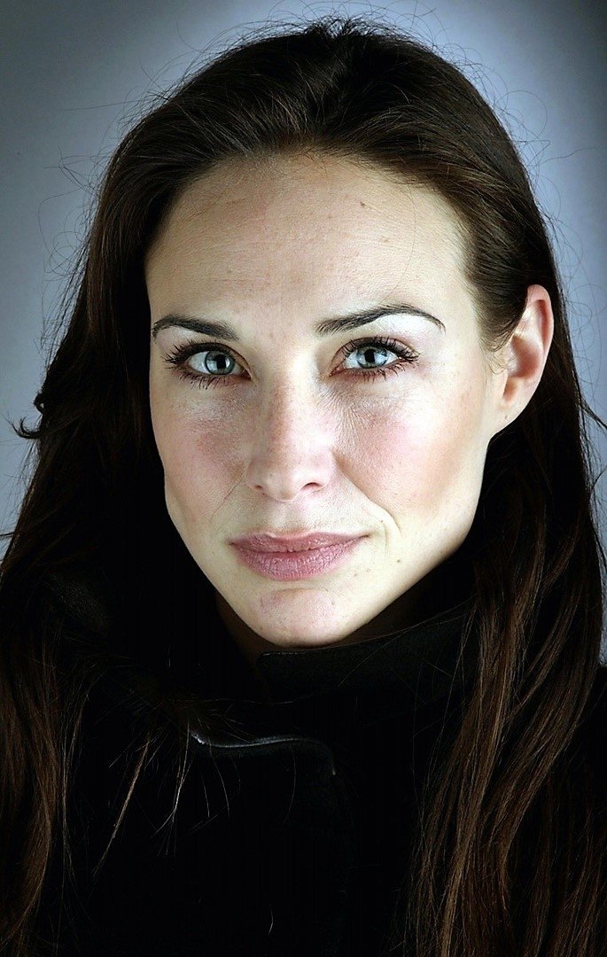 Claire Forlani Image - ID: 228461 - Image Abyss