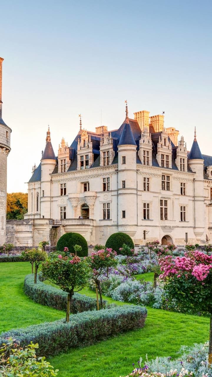 Castle in Springtime Image - ID: 231121 - Image Abyss