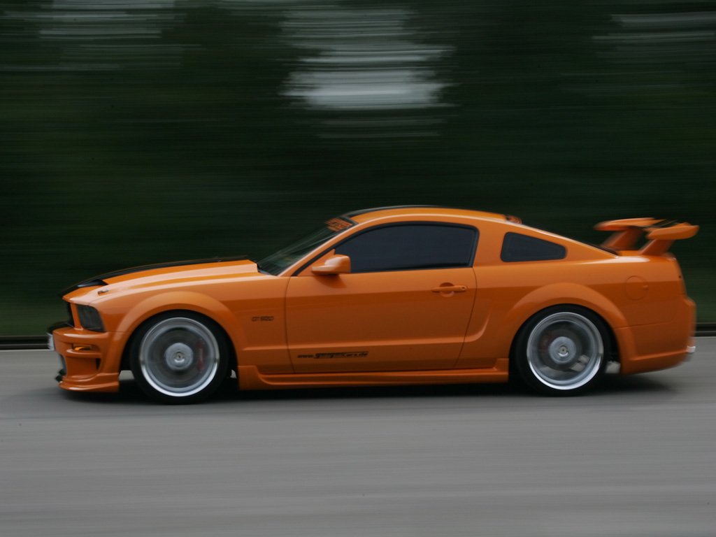 Dynamic Ford Mustang: A Blaze on Wheels