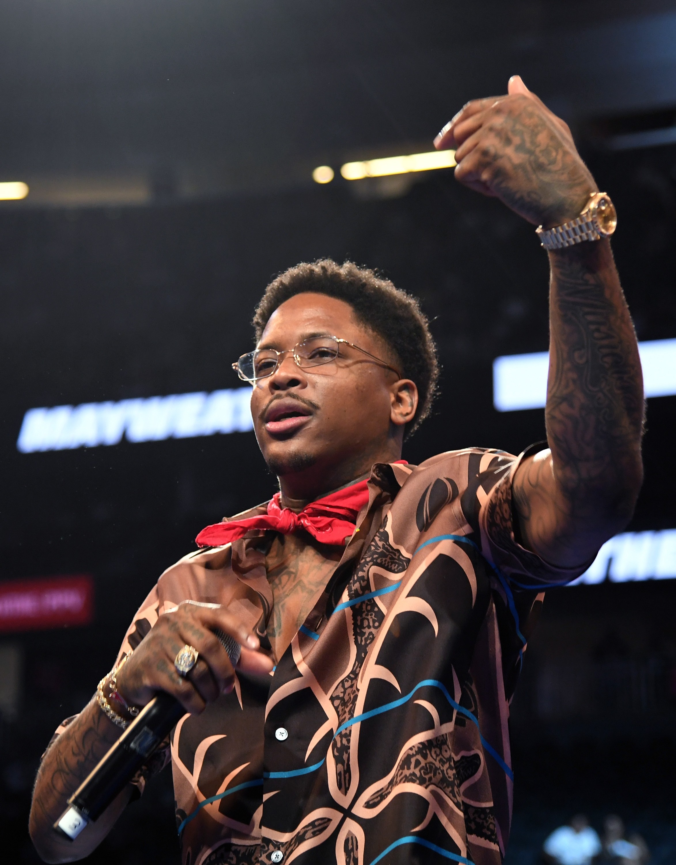 Download Music YG Performer Fashion Event Image