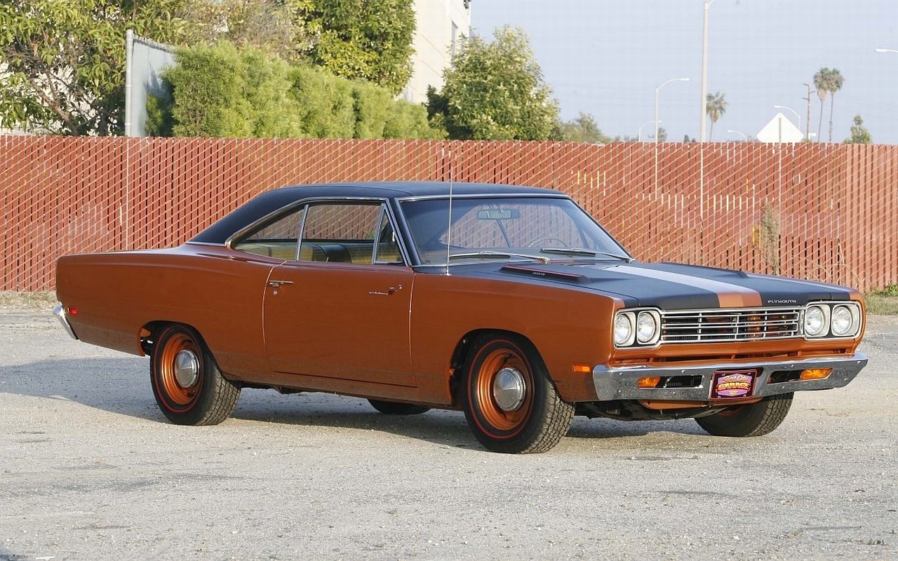 Download Vehicle Plymouth Image