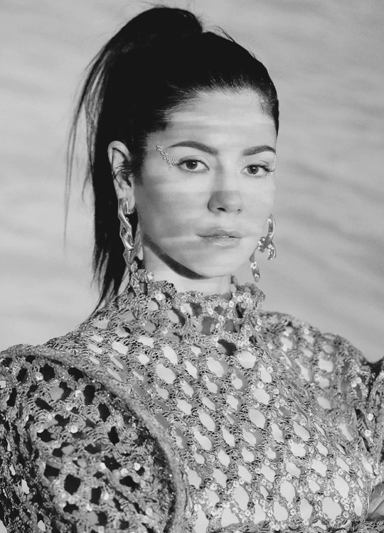 Marina And The Diamonds - Desktop Wallpapers, Phone Wallpaper, PFP ...