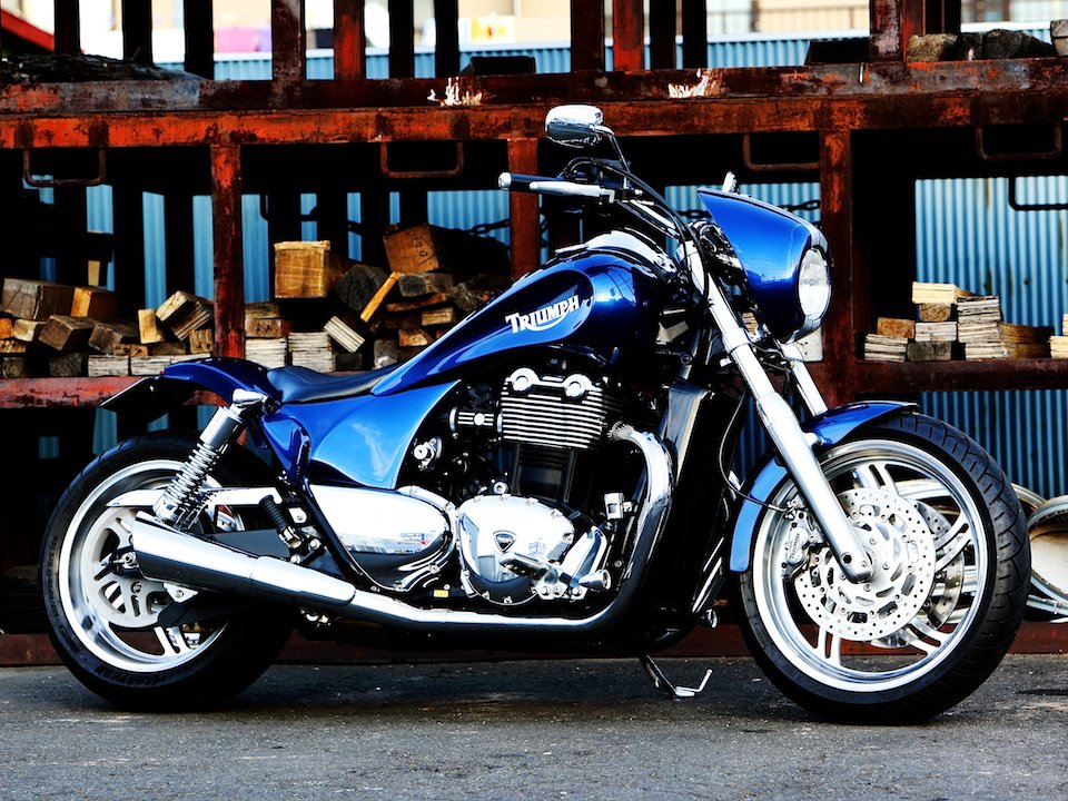 Classic Triumph: A Bold Statement on Wheels