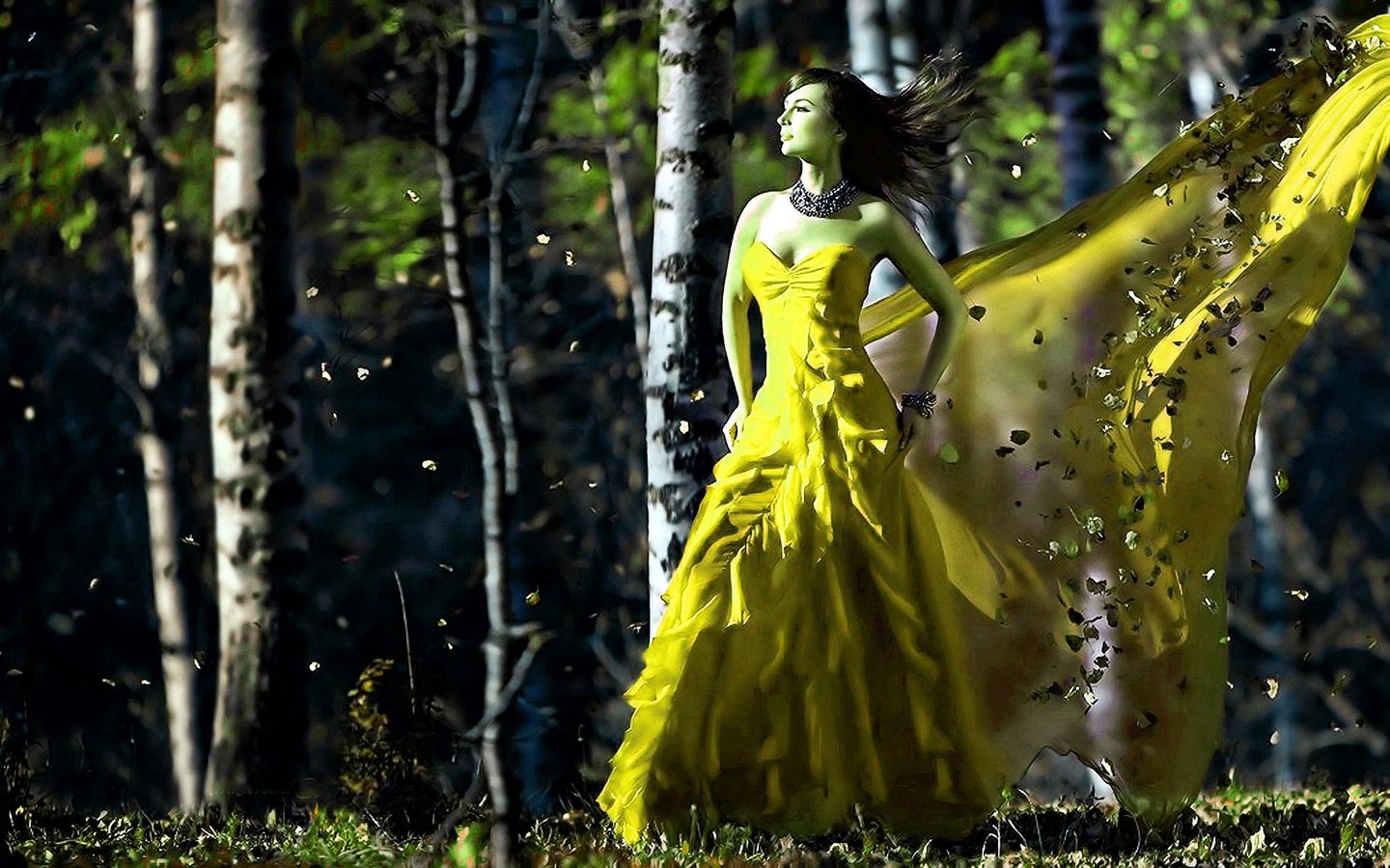 Yellow Lady Image - ID: 266033 - Image Abyss