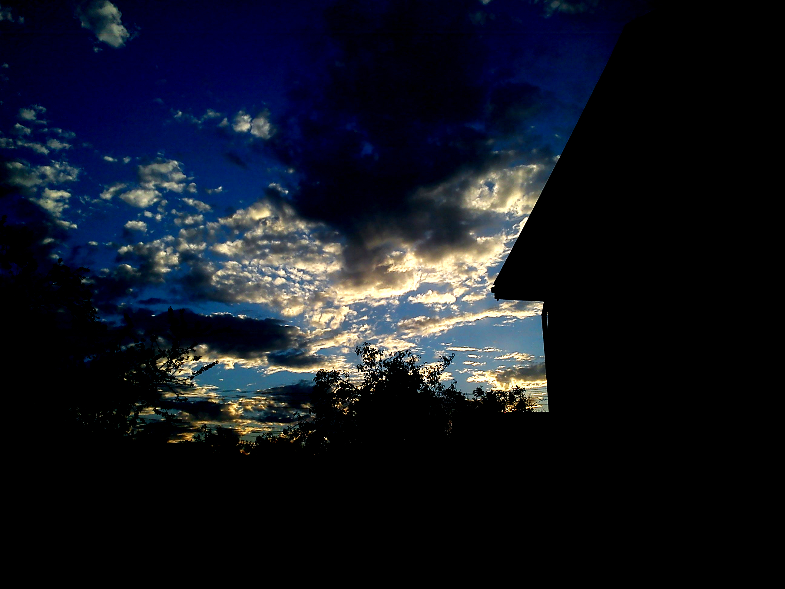 Sky by vlADi - Image Abyss