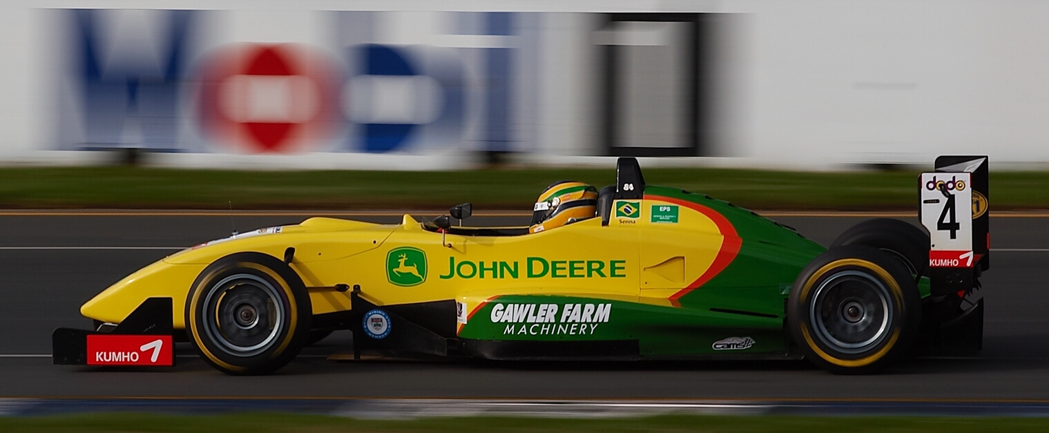 Download Formula 3 Sports Image