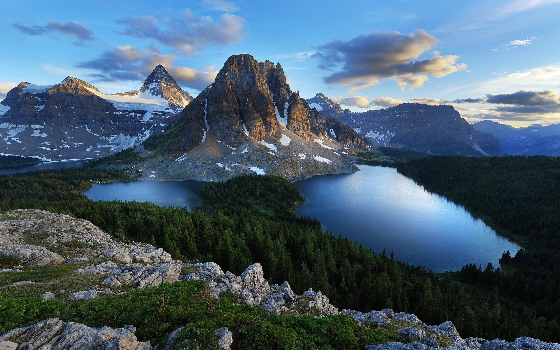 Majestic Mountain Landscapes: Nature's Splendor