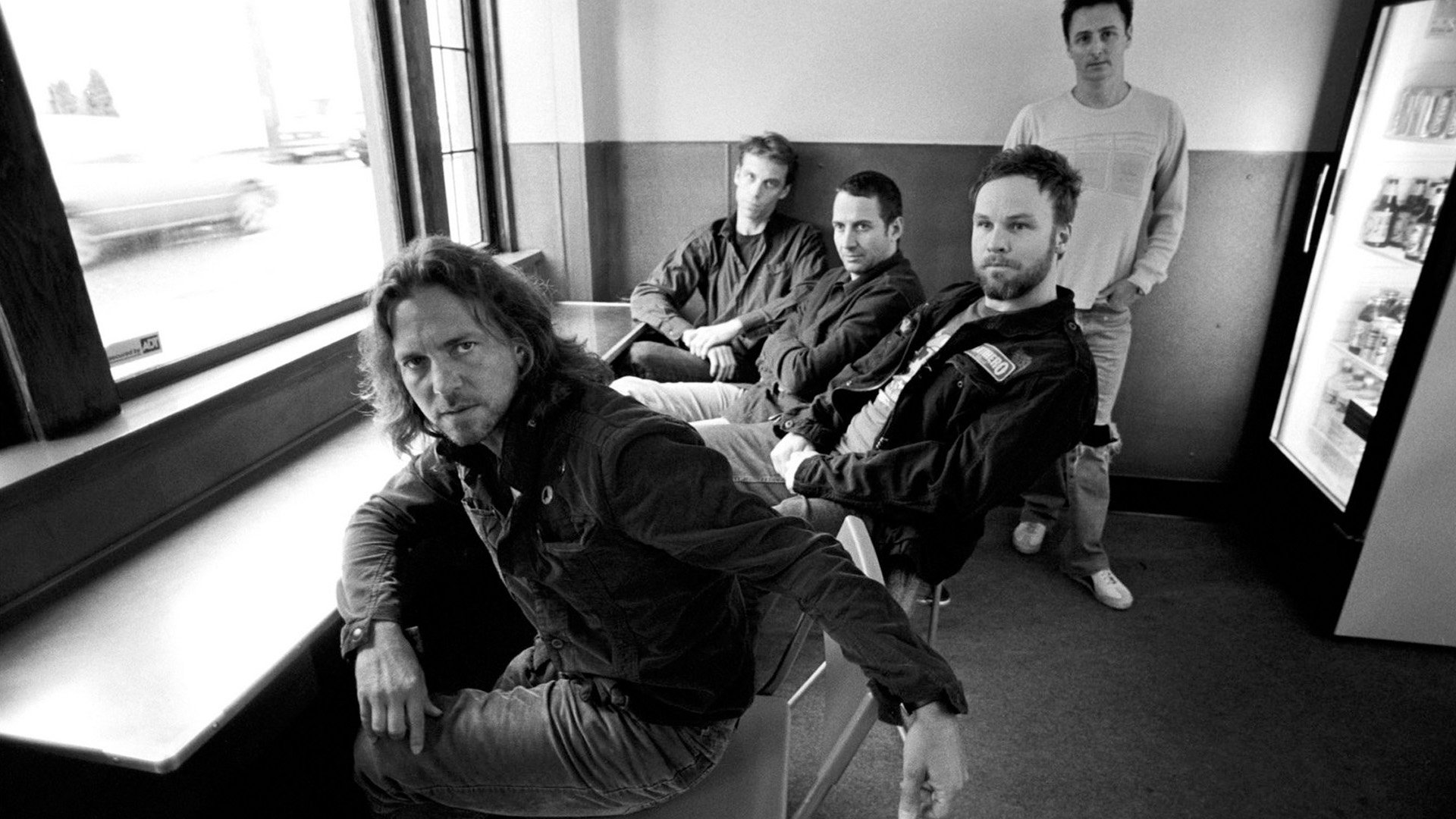 Pearl Jam - Desktop Wallpapers, Phone Wallpaper, PFP, Gifs, and More!