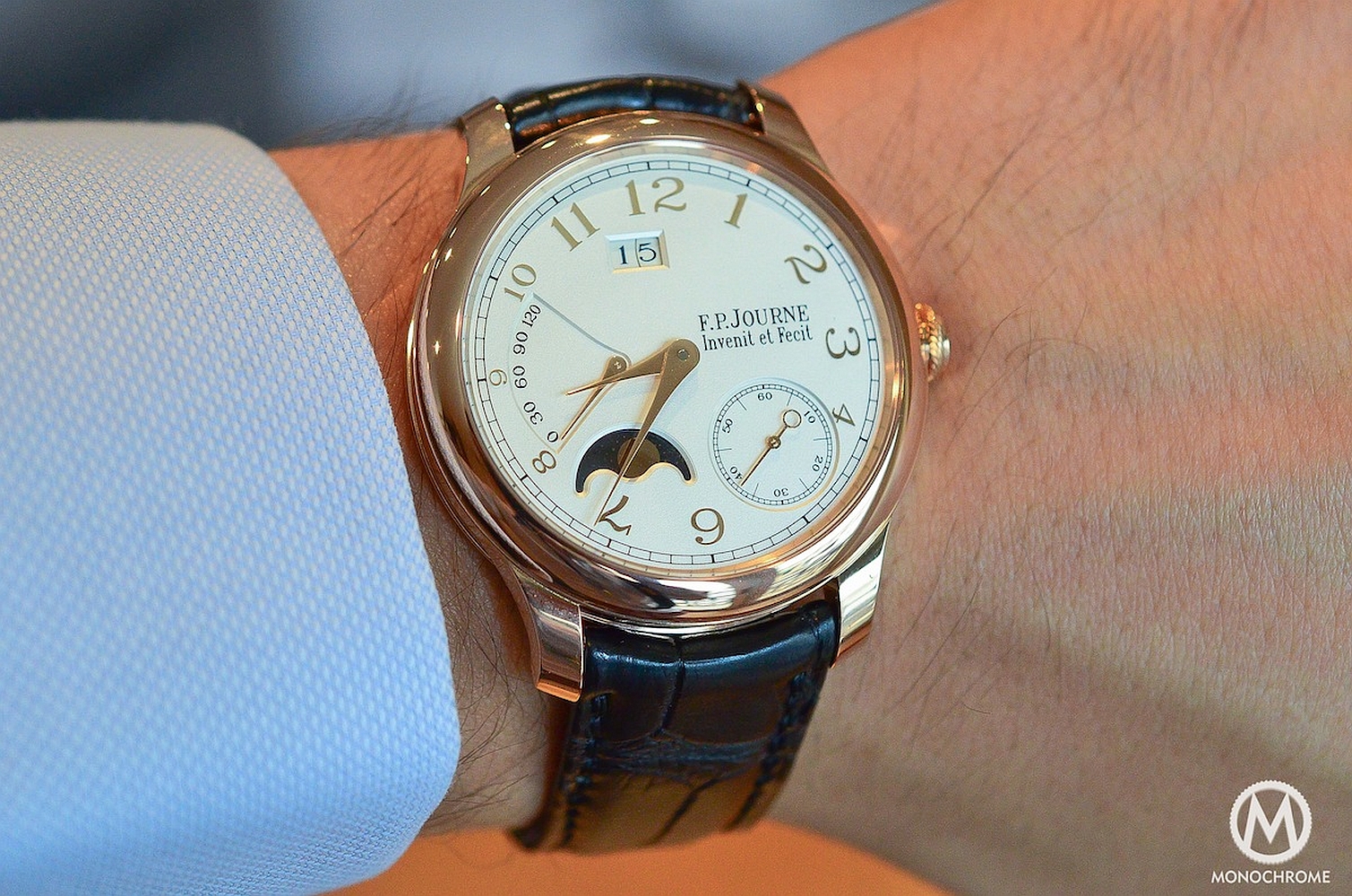 Watch Picture - Image Abyss