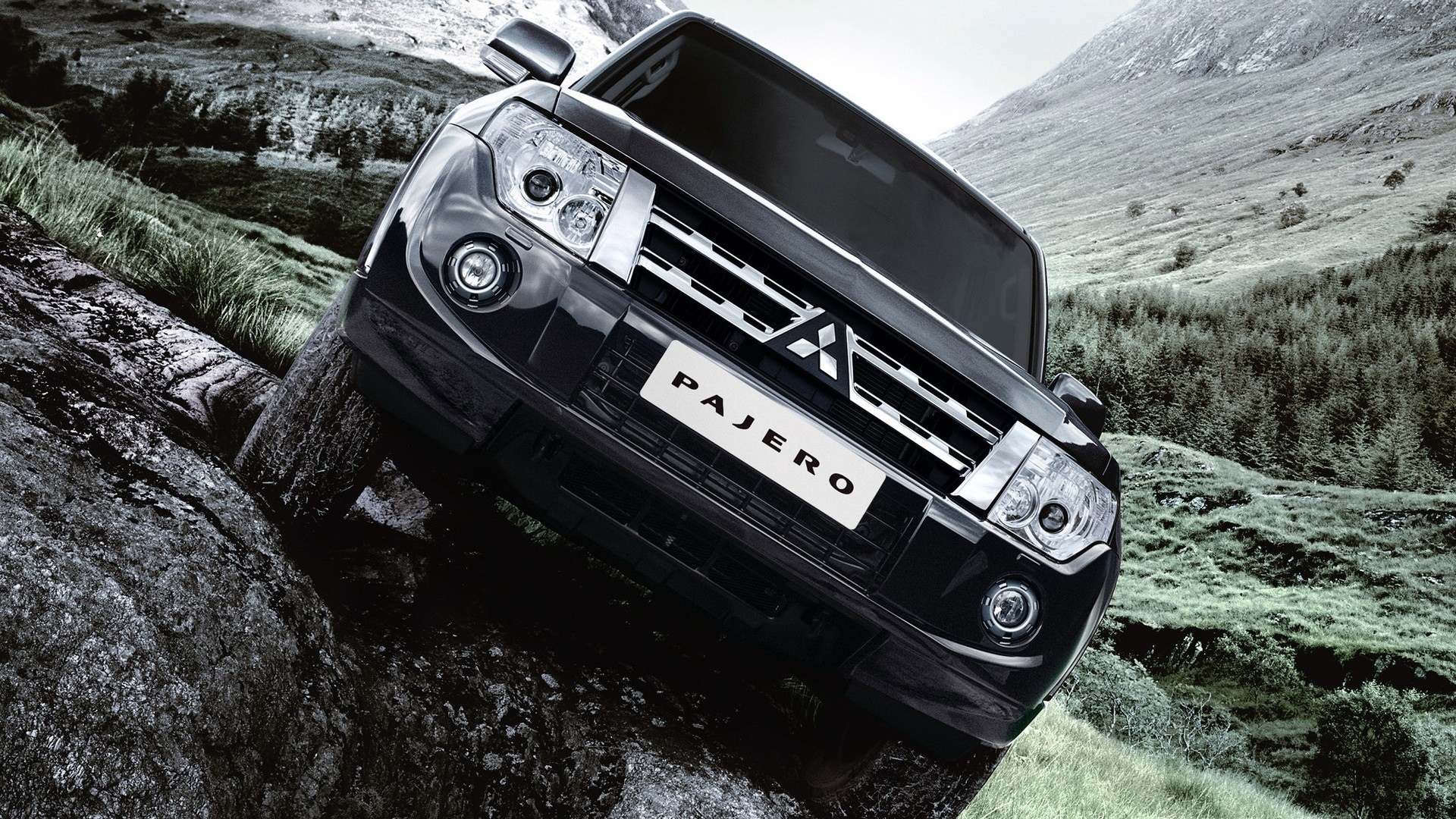 Download Mitsubishi Vehicle Mitsubishi Pajero Image