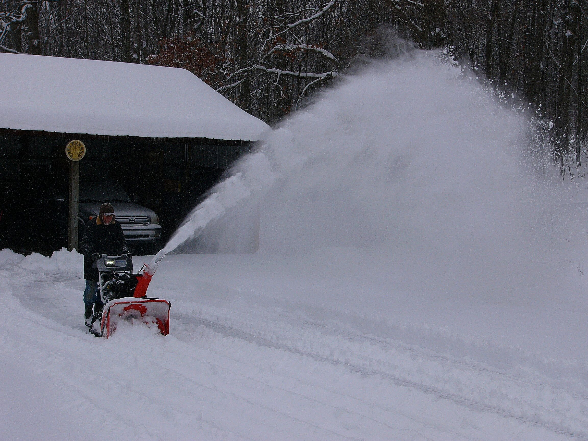 This is a perfect plume of snow. - February 2014 by durkeema