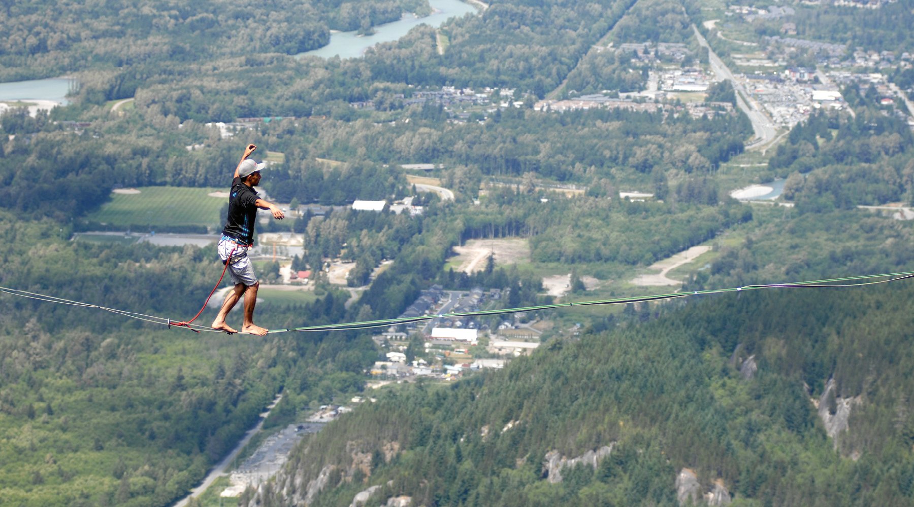 Highlining - Desktop Wallpapers, Phone Wallpaper, PFP, Gifs, and More!