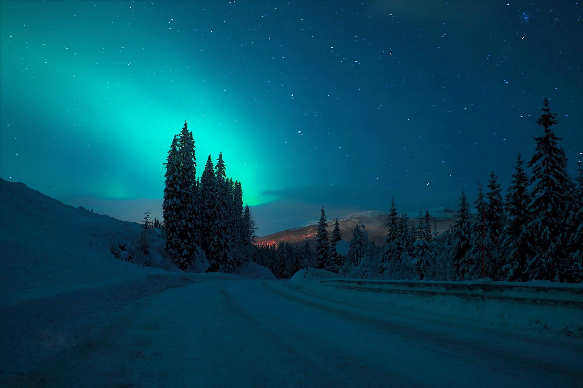 Aurora Borealis over Winter Road - Image Abyss