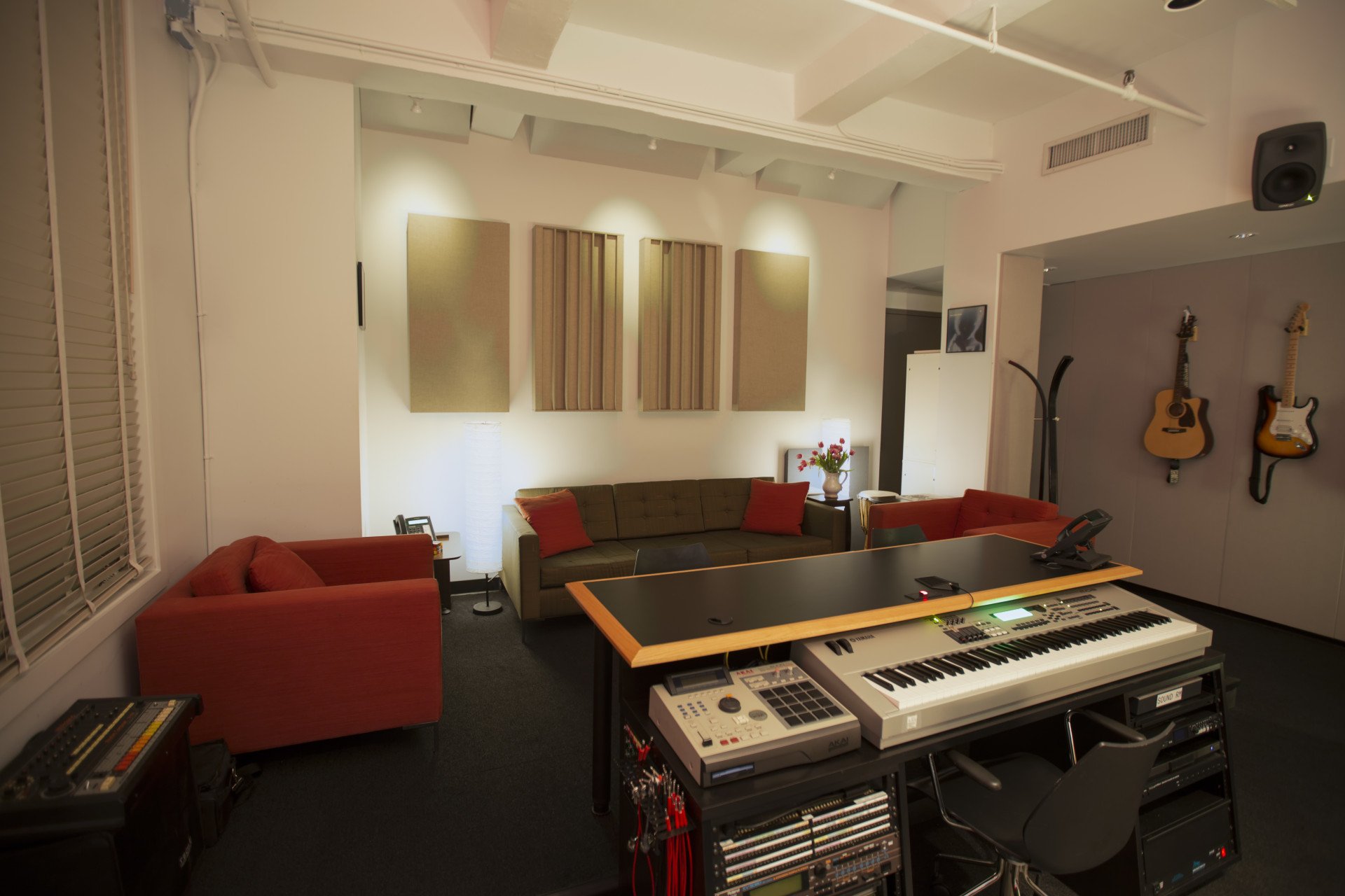 Download Keyboard Guitar Furniture Sofa Lounge Room Music Studio Image