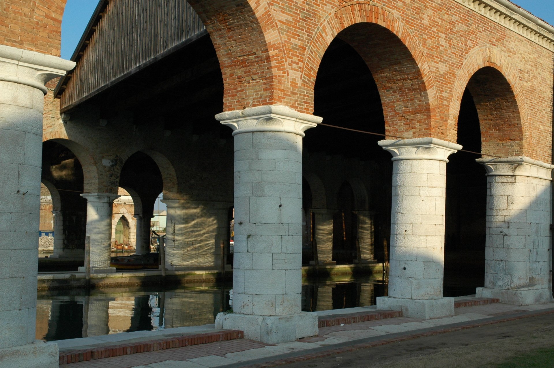 Arch - Desktop Wallpapers, Phone Wallpaper, PFP, Gifs, and More!