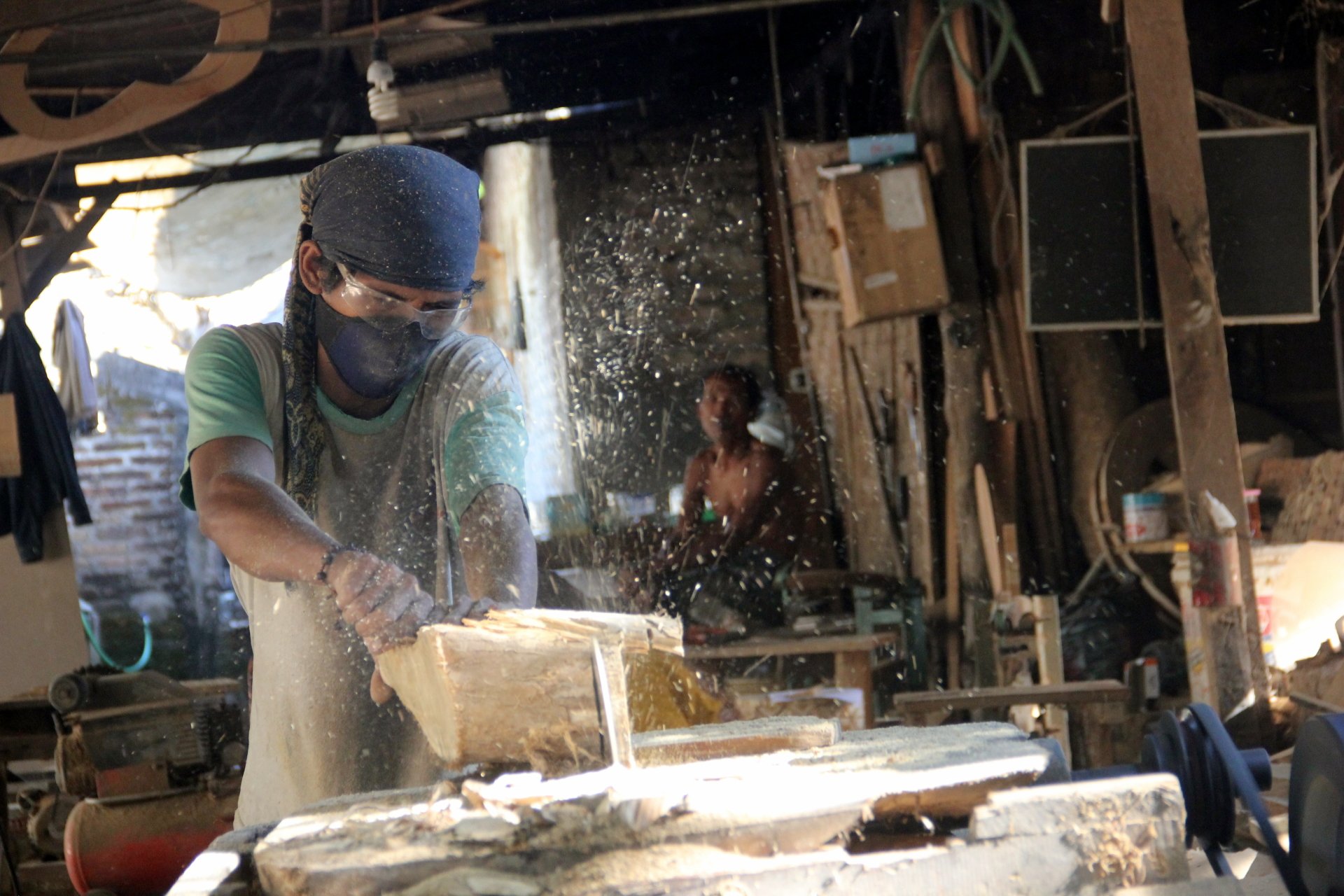 Wood Carving - Desktop Wallpapers, Phone Wallpaper, PFP, Gifs, and More!