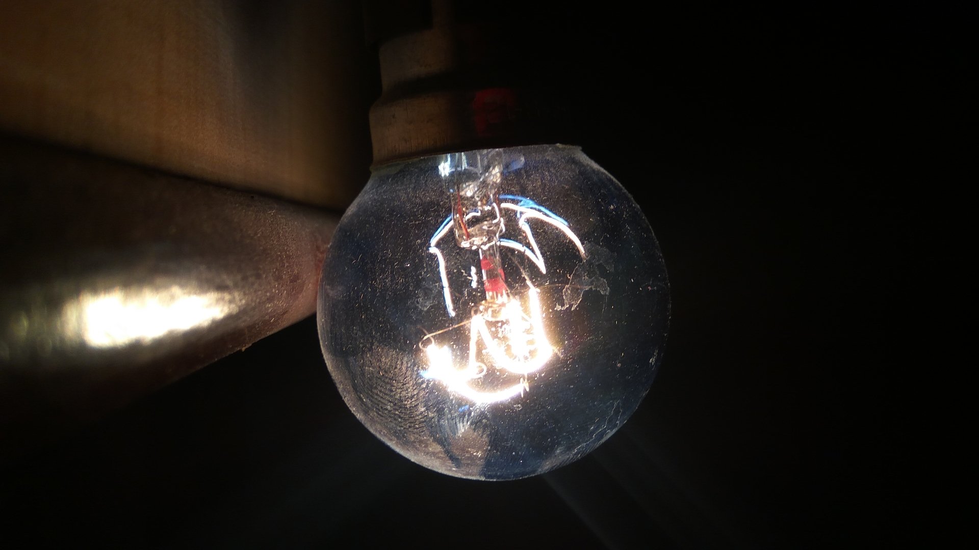 Download Light Man Made Light Bulb Image by tinybigguy