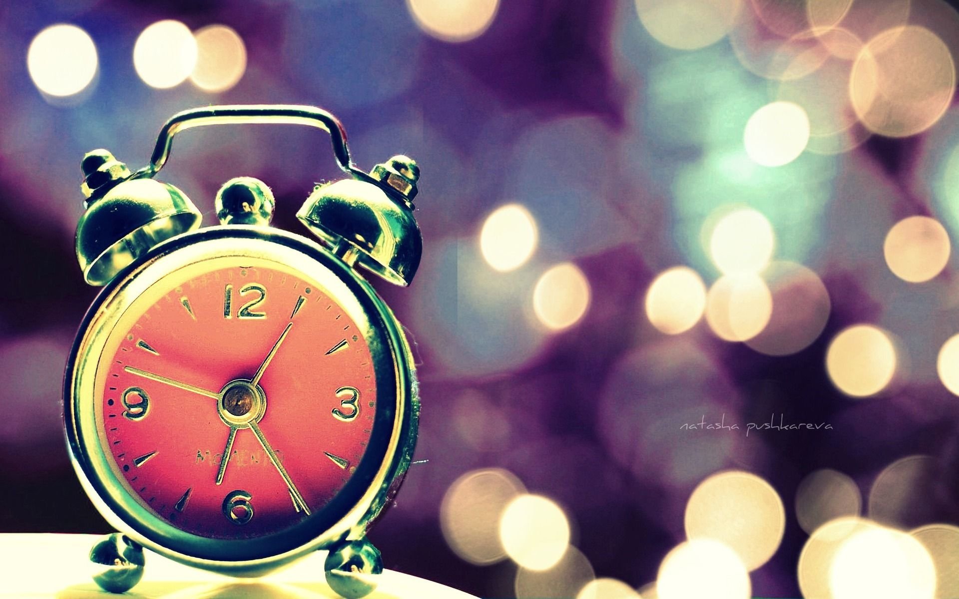 Clock - Desktop Wallpapers, Phone Wallpaper, PFP, Gifs, and More!