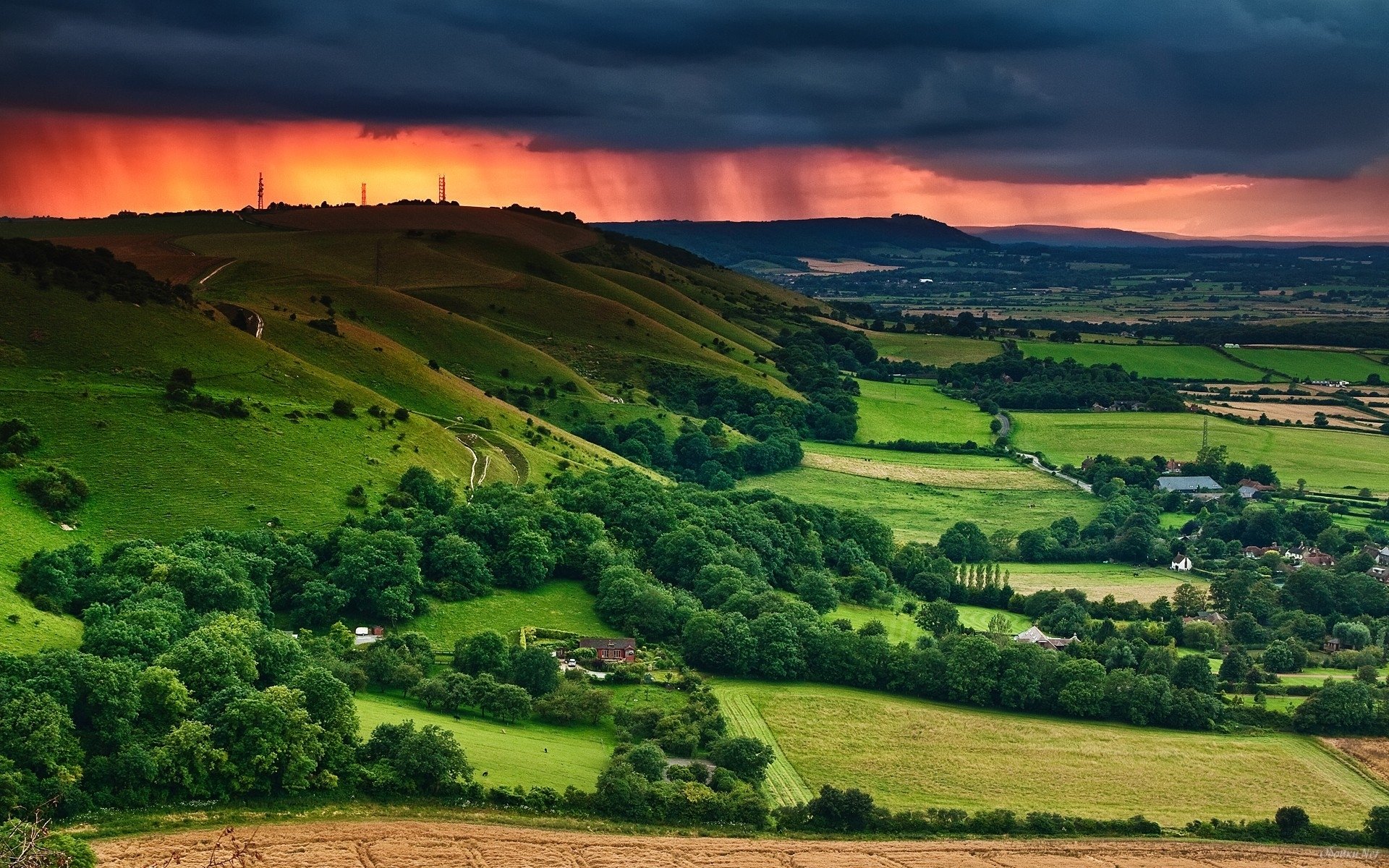 Vibrant Sunset Over Rolling Green Hills – A Stunning Landscape Photography