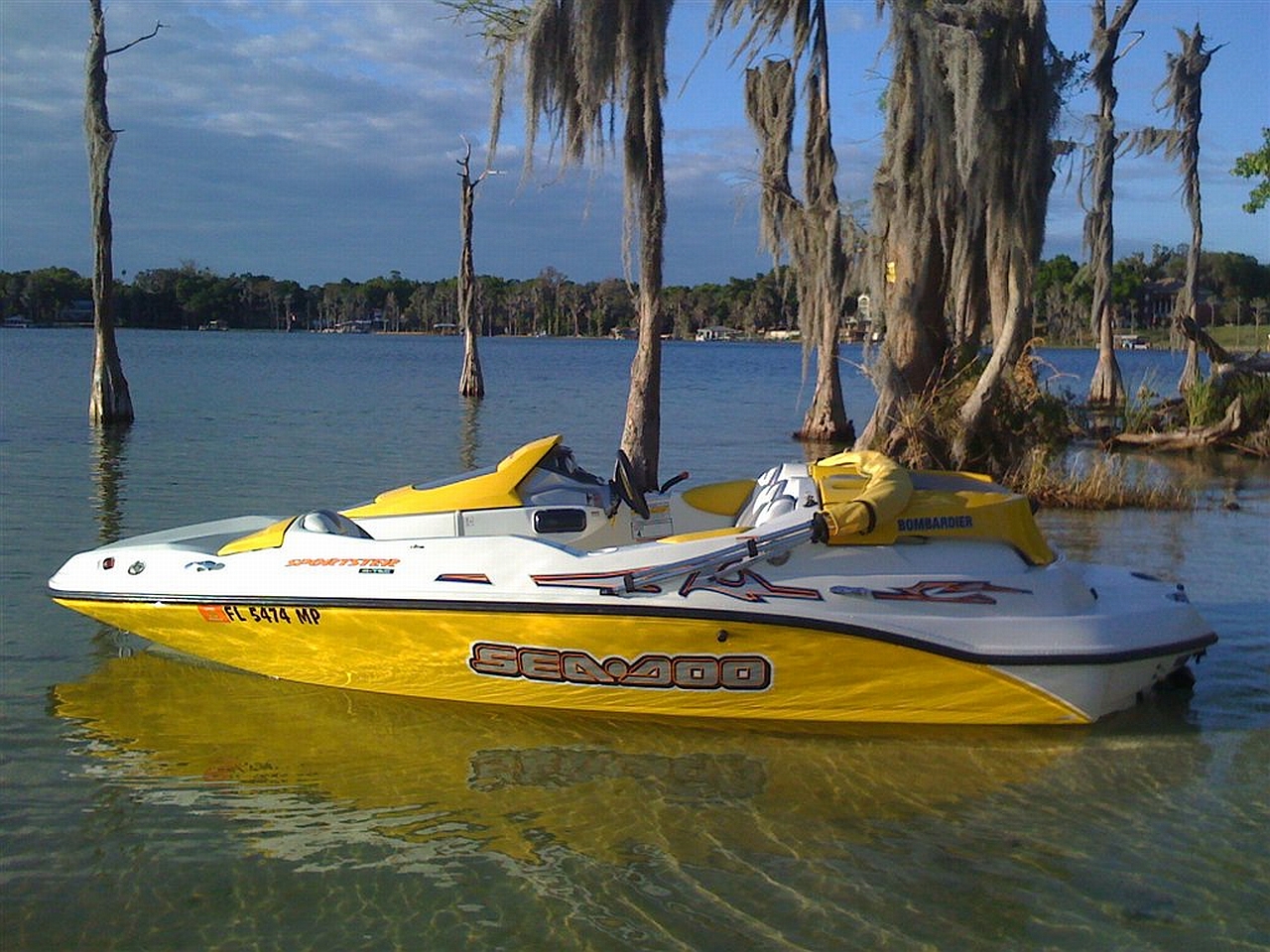 Download Vehicle Sea-Doo Image