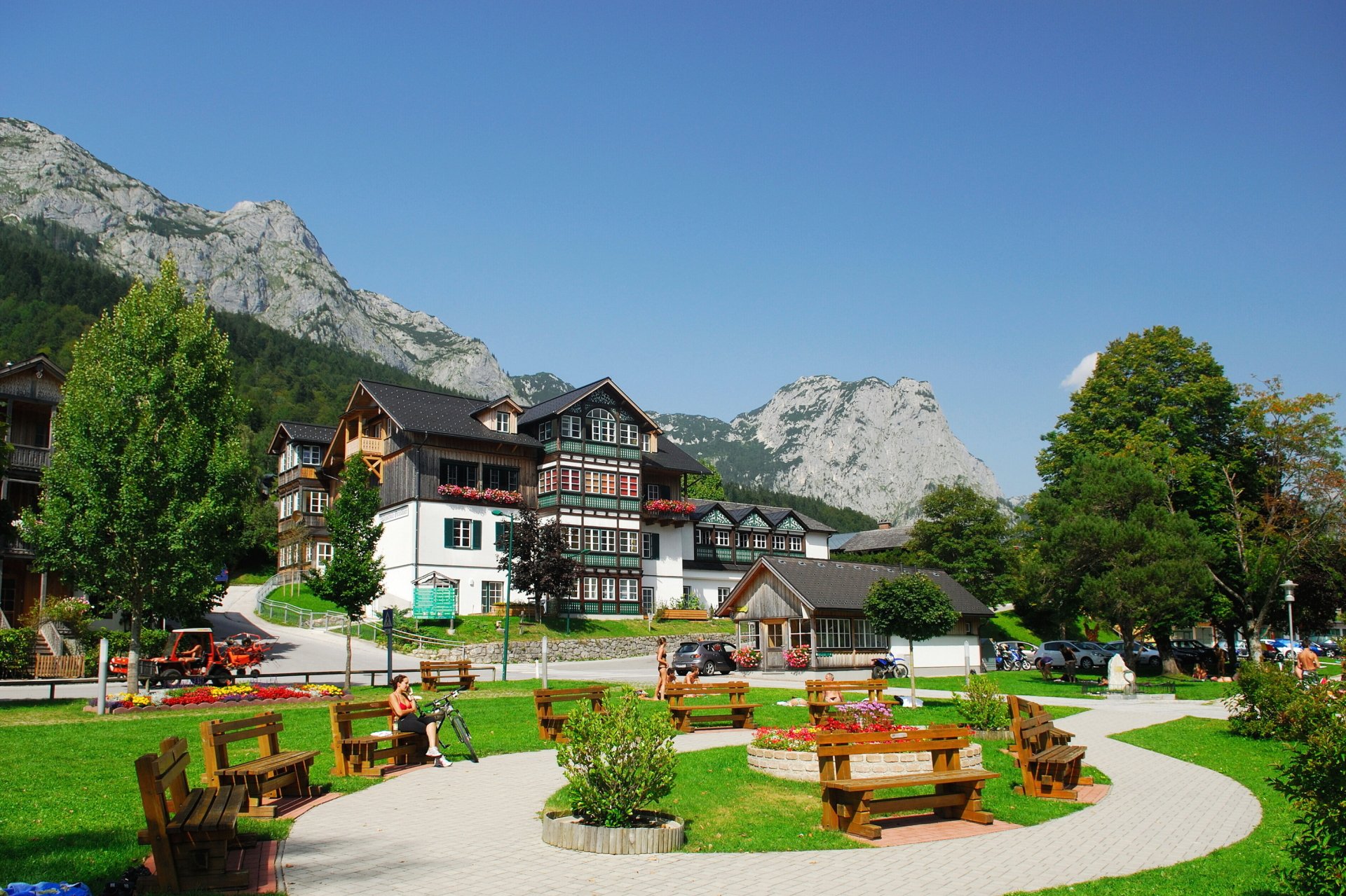 Scenic Mountain Retreat: A Perfect Photography Spot