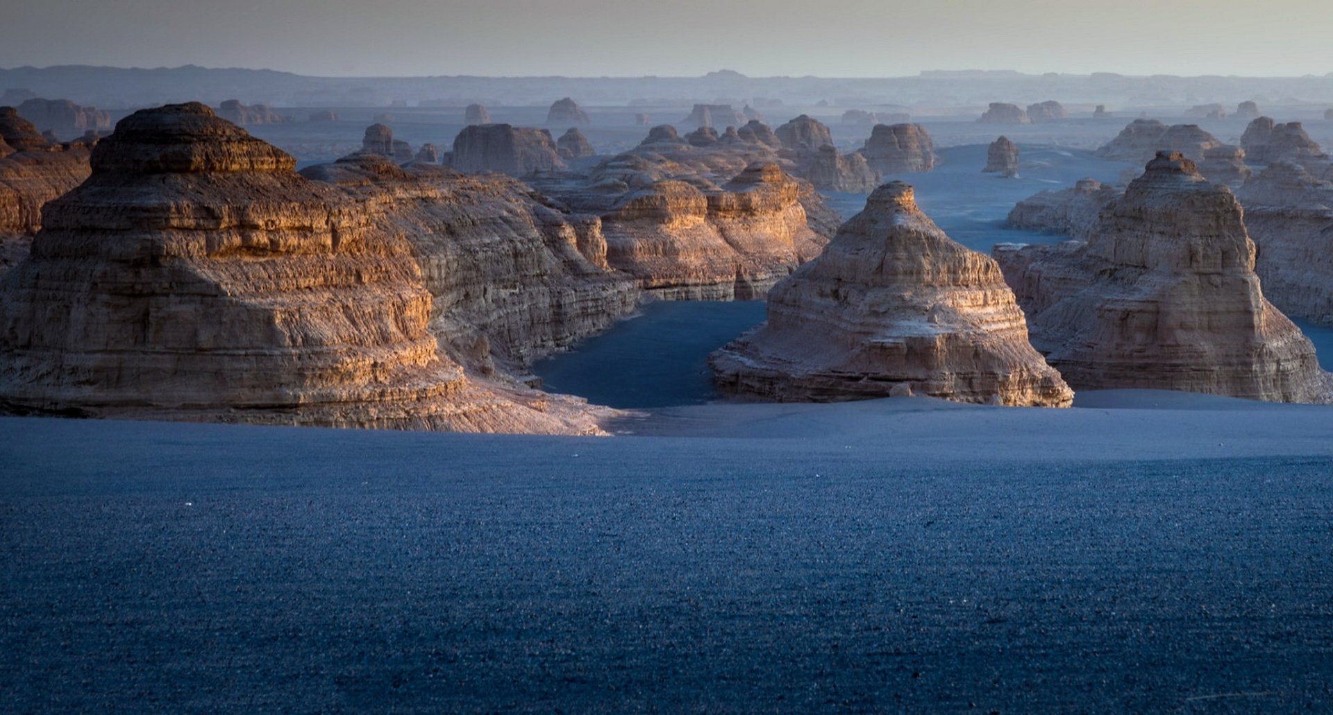 Yardang National Geopark - Desktop Wallpapers, Phone Wallpaper, PFP ...