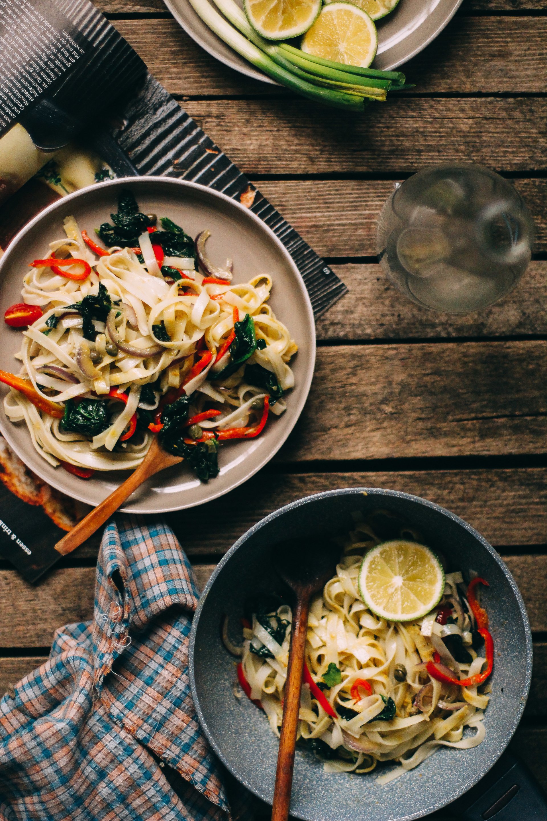 Noodles - Desktop Wallpapers, Phone Wallpaper, PFP, Gifs, and More!