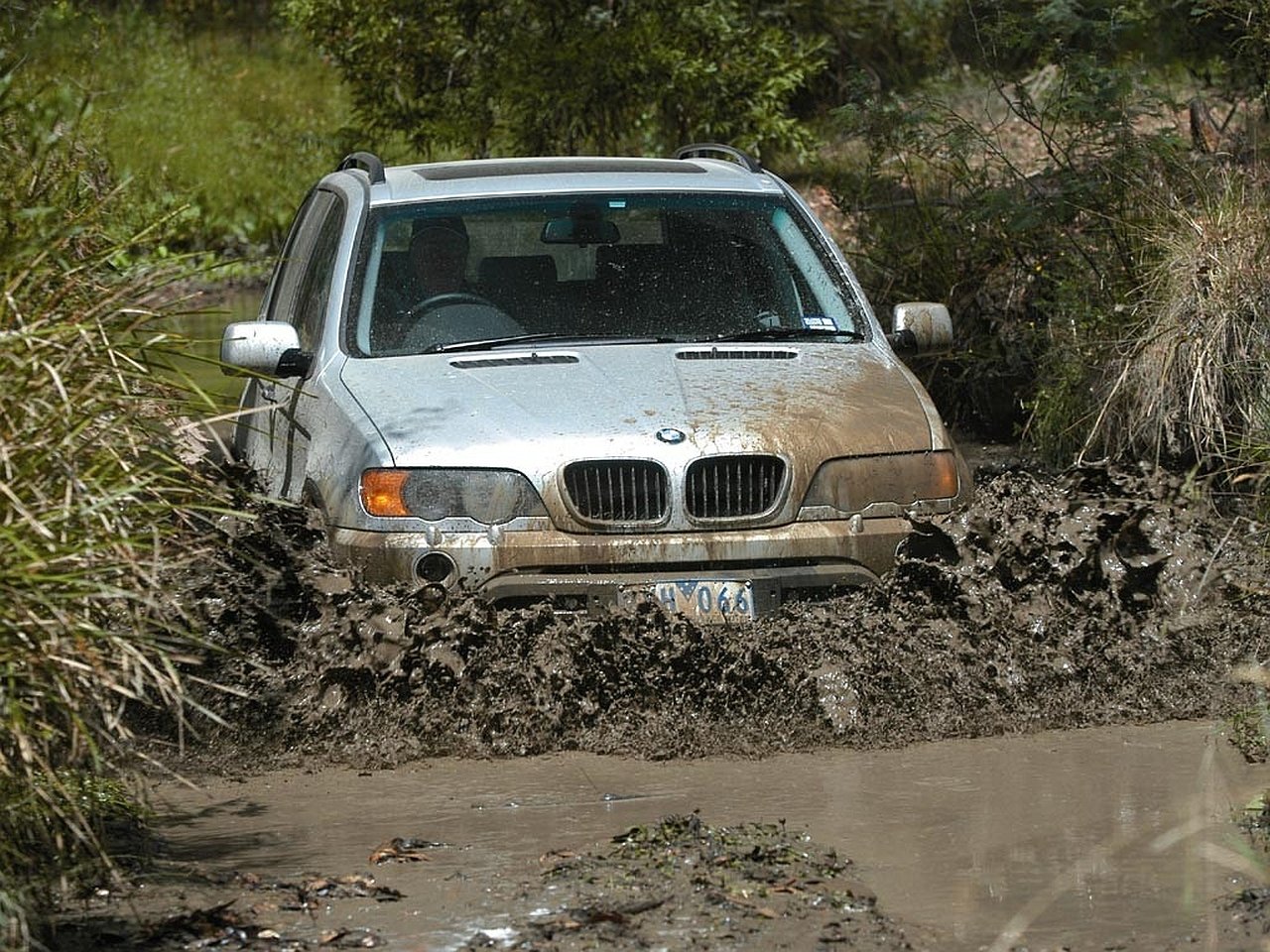 BMW X5 - Desktop Wallpapers, Phone Wallpaper, PFP, Gifs, and More!