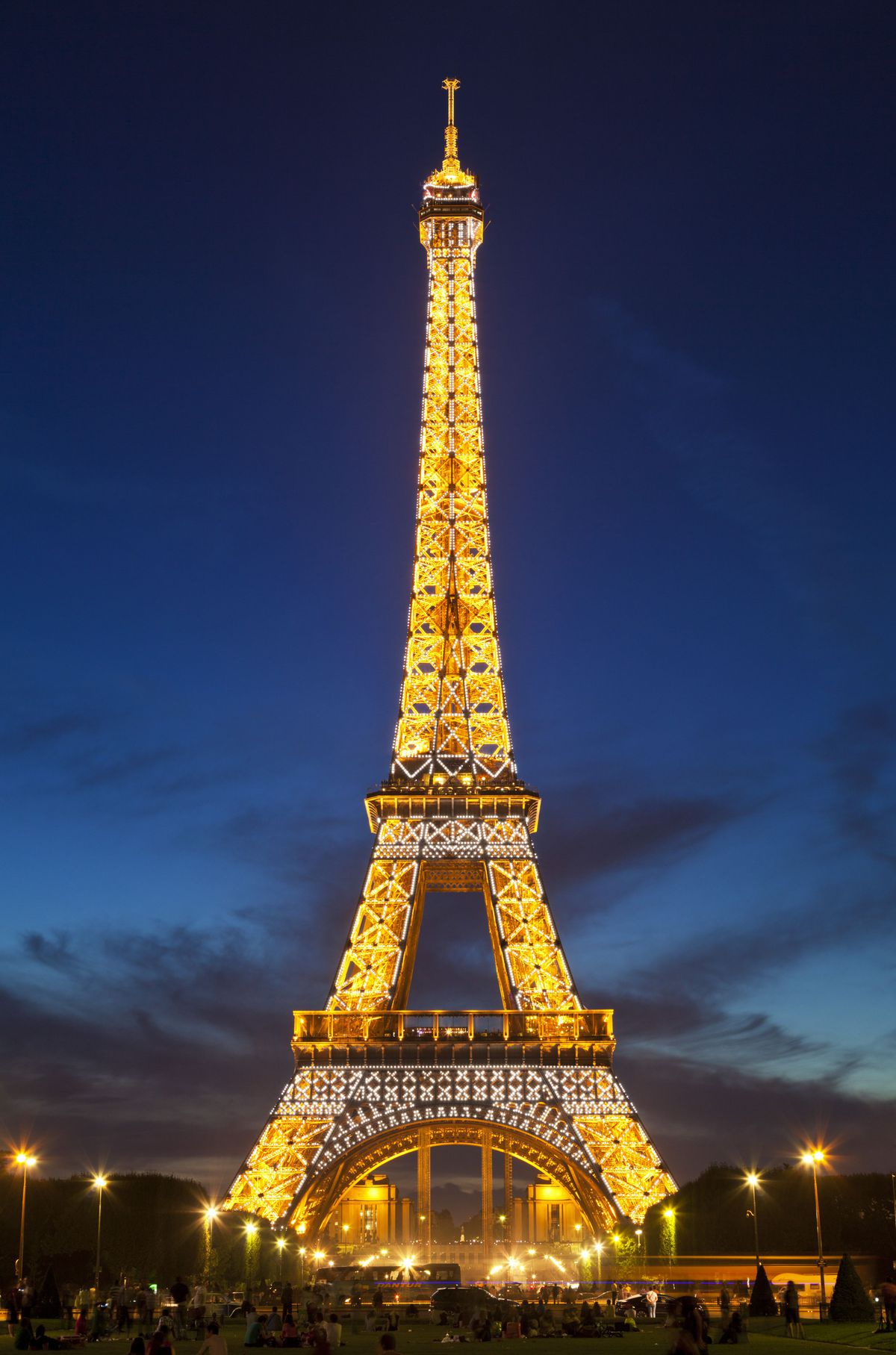 Download Man Made Eiffel Tower Image