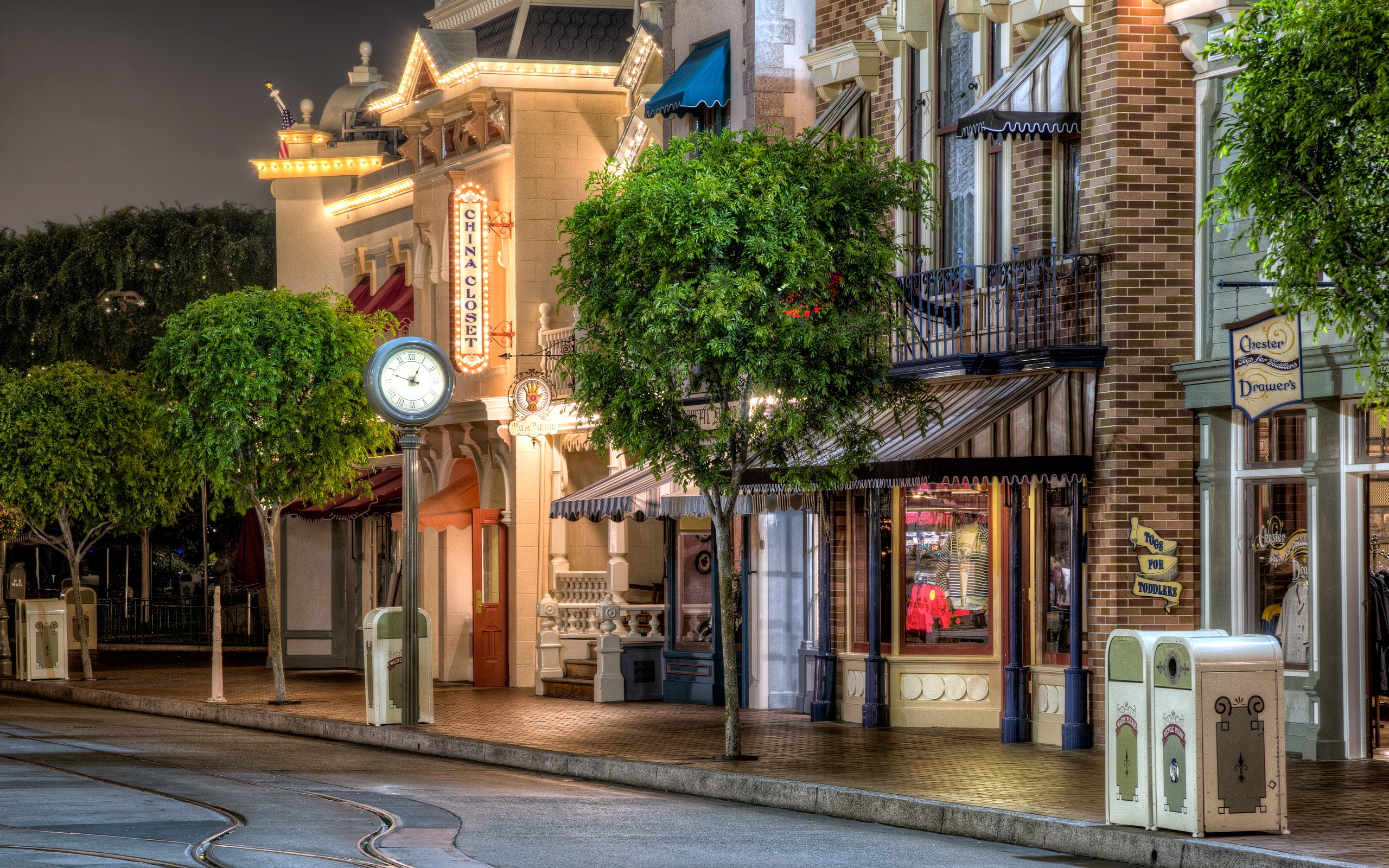 Download Tree Dusk Man Made Town Image