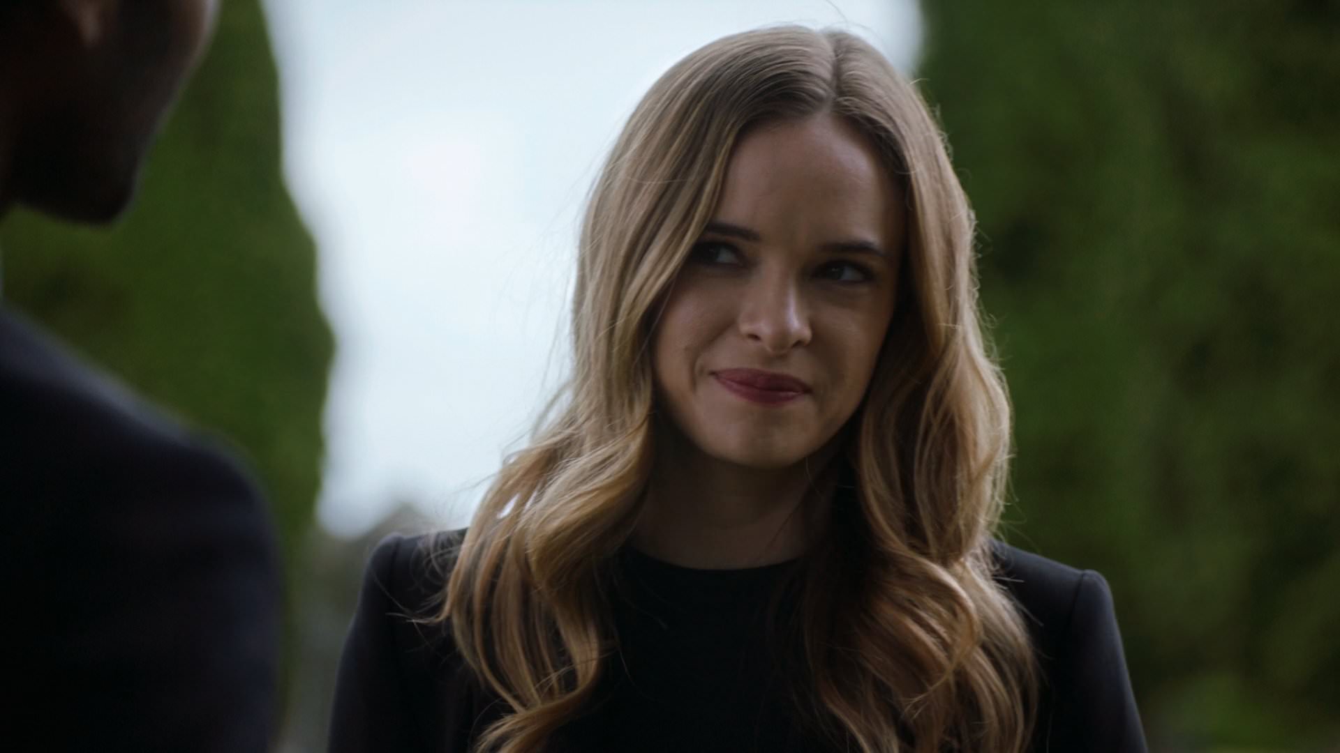 Download Caitlin Snow Killer Frost TV Show The Flash (2014) Image