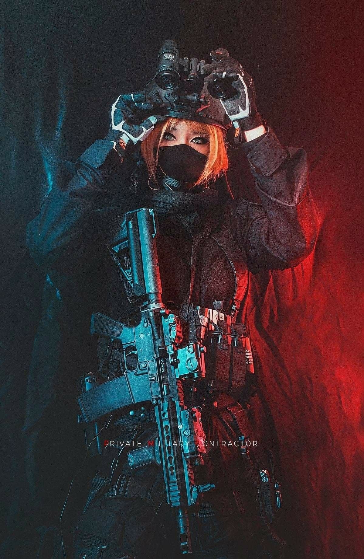 Download Mask Blonde Gun Military Woman Cosplay Image