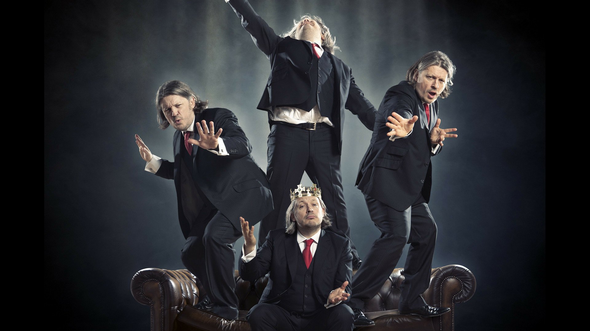 Richard Herring: Lord of the Dance Settee Picture - Image Abyss