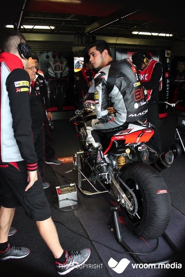 Jordi Torres - Desktop Wallpapers, Phone Wallpaper, PFP, Gifs, and More!