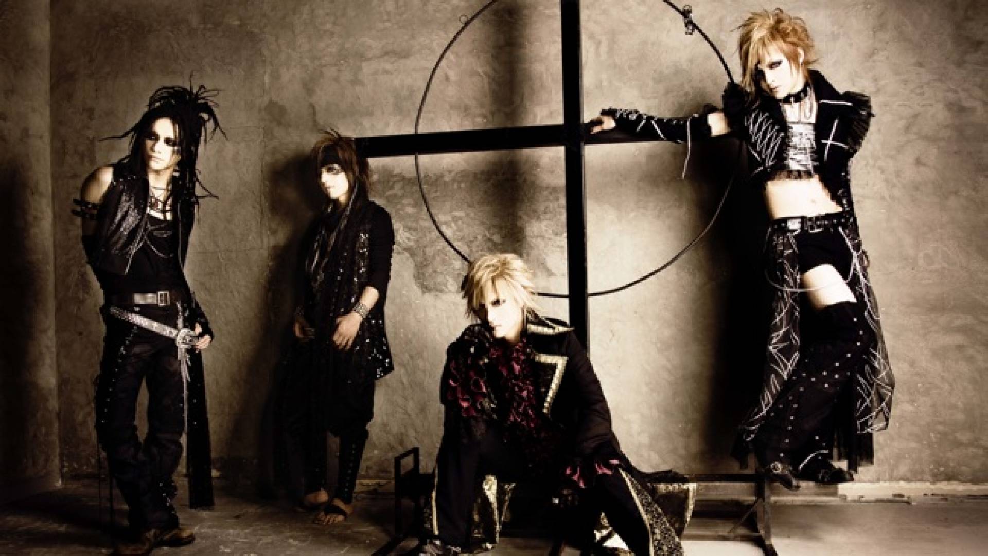 Download Music DELUHI Image