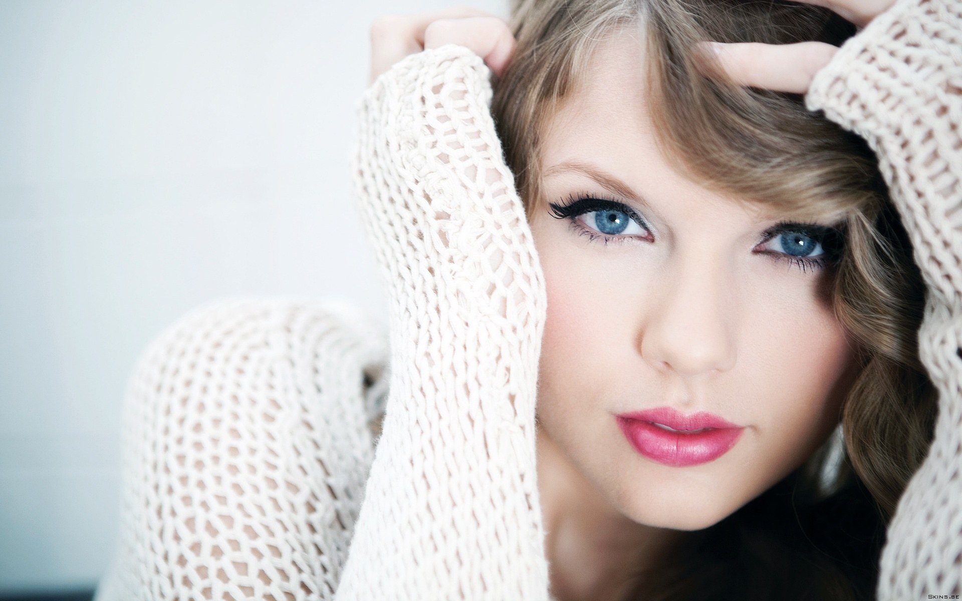 Download Music Taylor Swift Image