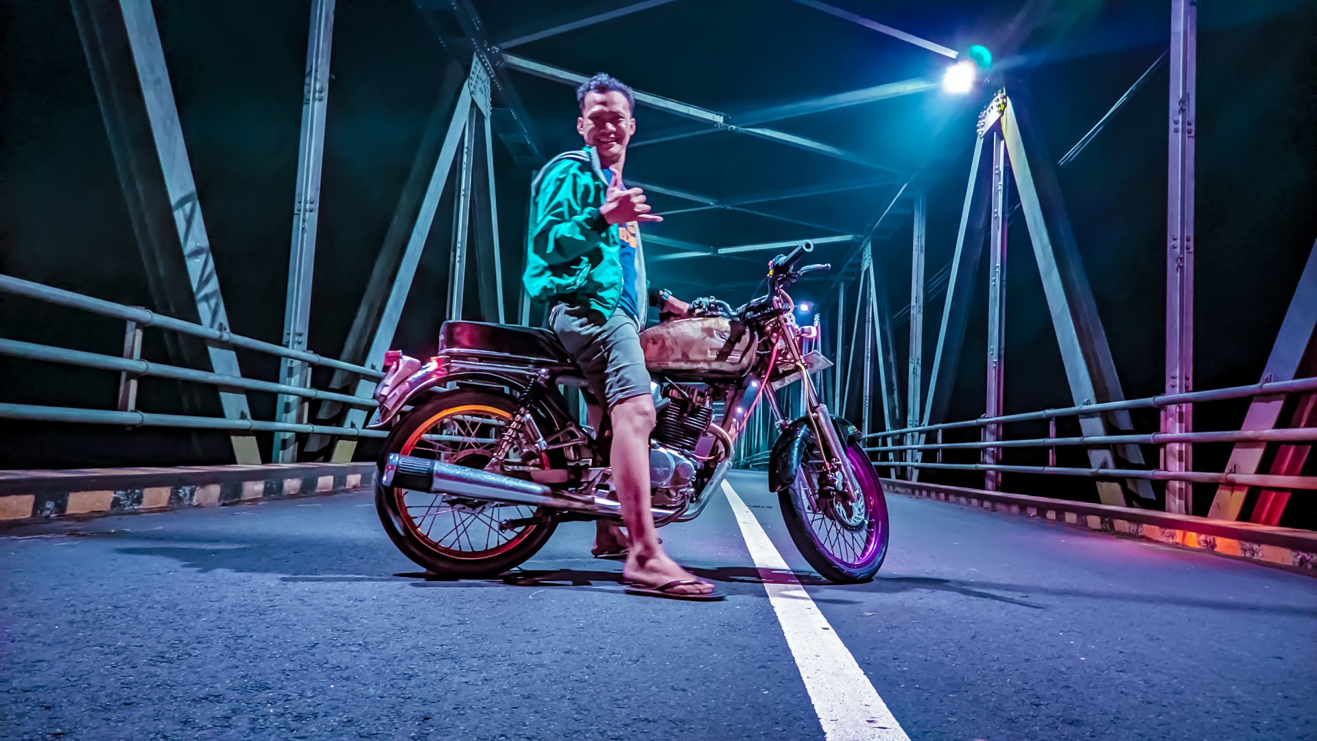 Men & Motorcycles - Desktop Wallpapers, Phone Wallpaper, PFP, Gifs, and ...