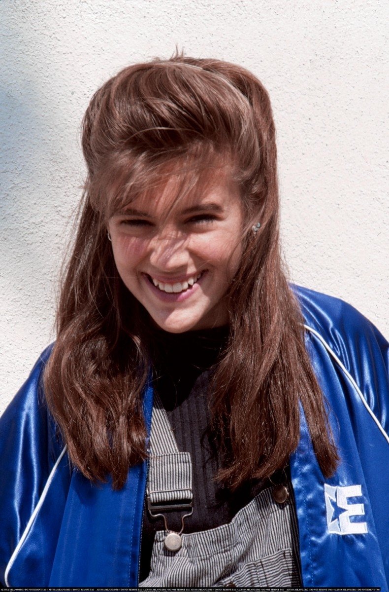 Alyssa Milano - Desktop Wallpapers, Phone Wallpaper, PFP, Gifs, and More!