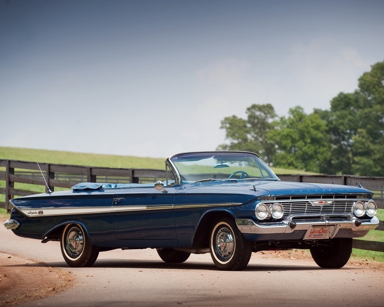 Chevrolet Impala Classic Convertible – Timeless American Vehicle Excellence