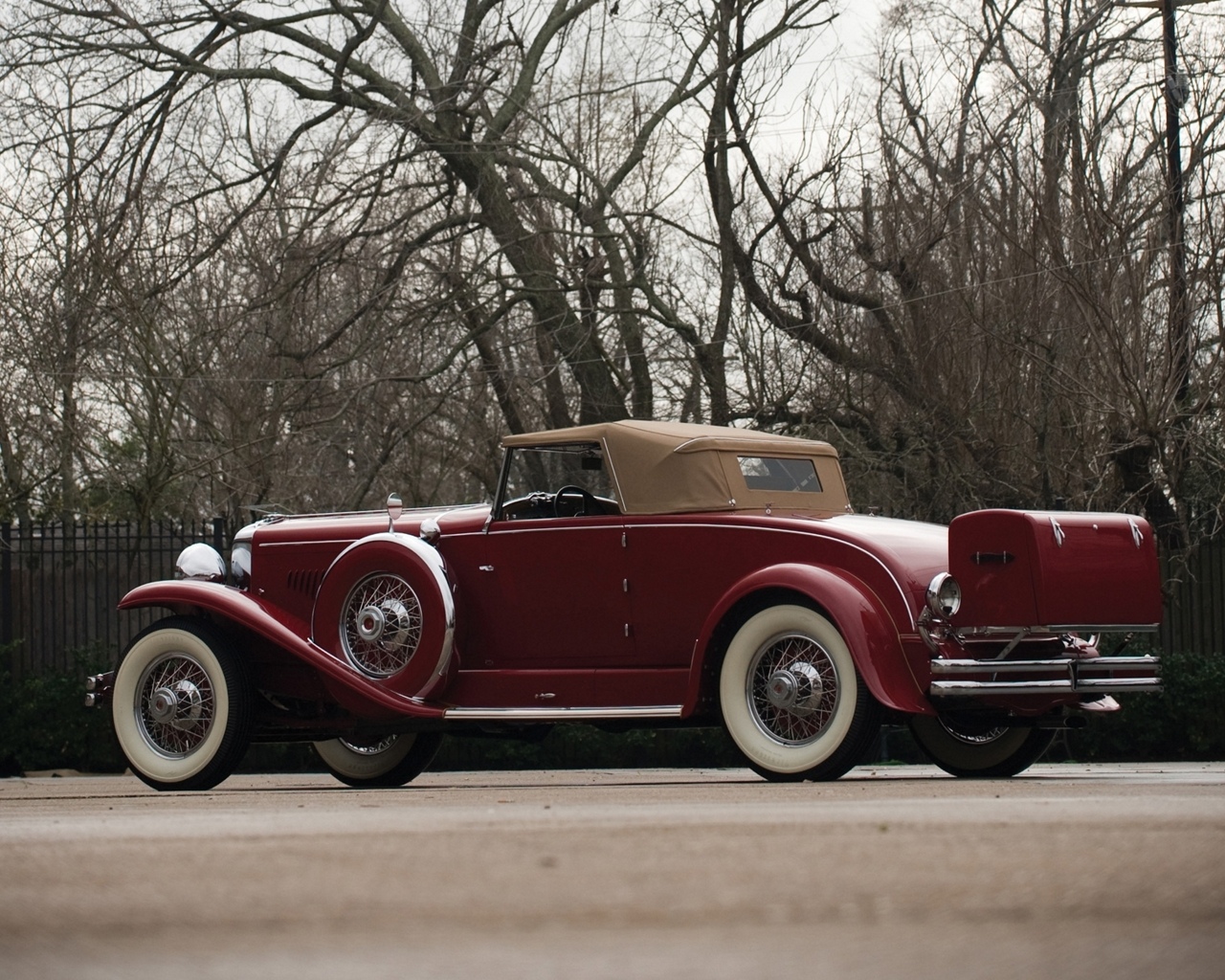 Classic Picture - Image Abyss