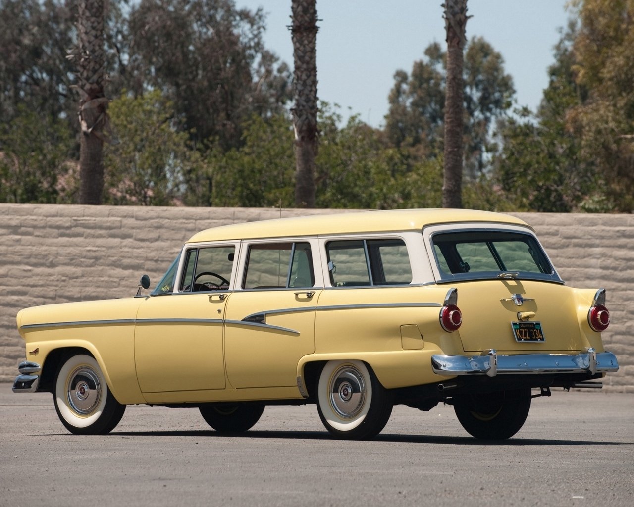 Download Vehicle Classic Image