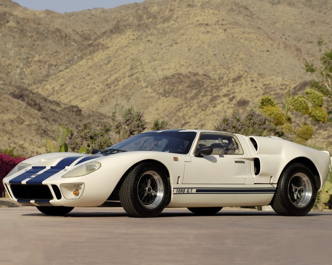 Ford GT40 Mk II - Desktop Wallpapers, Phone Wallpaper, PFP, Gifs, and More!
