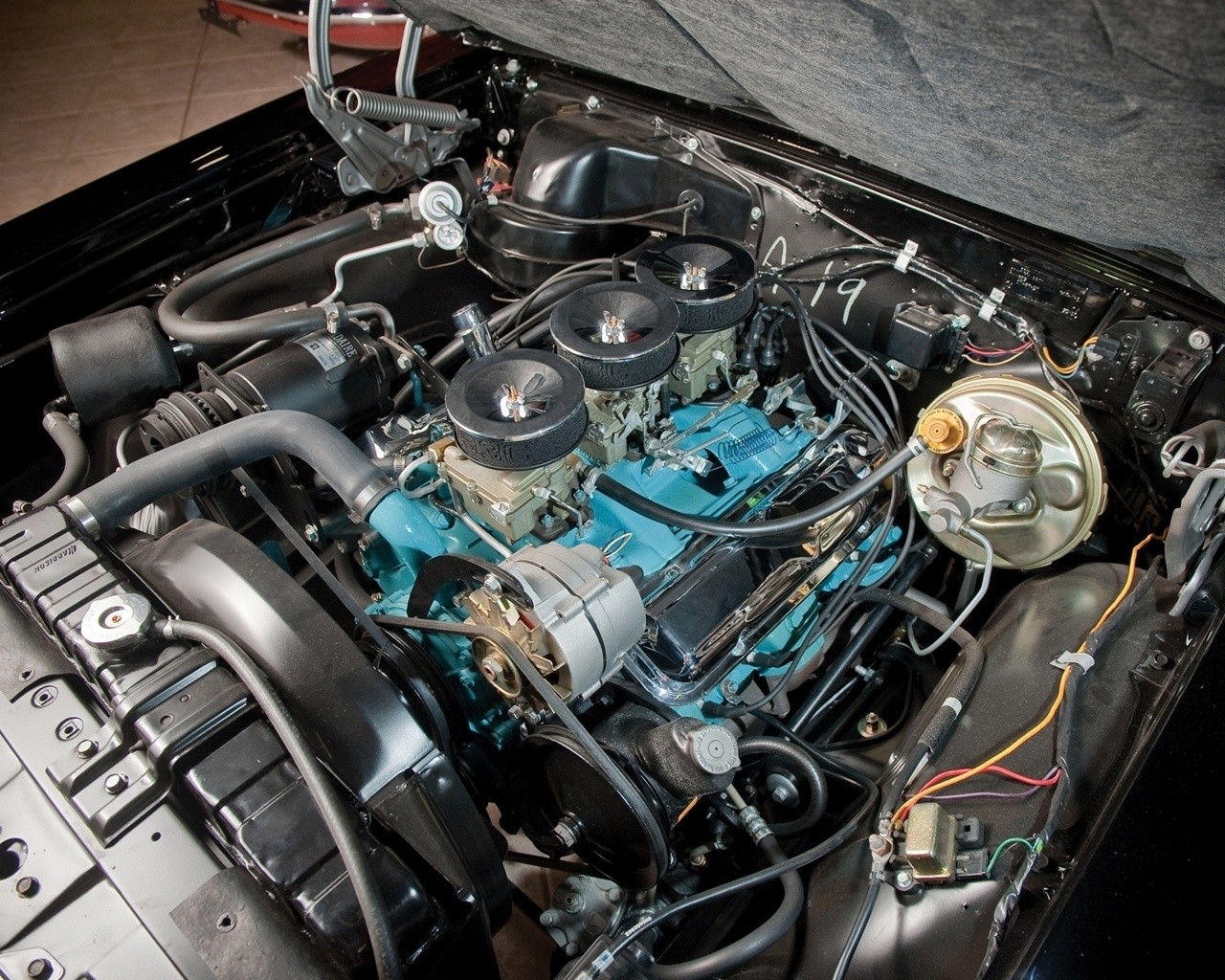 Download Vehicle Engine Image