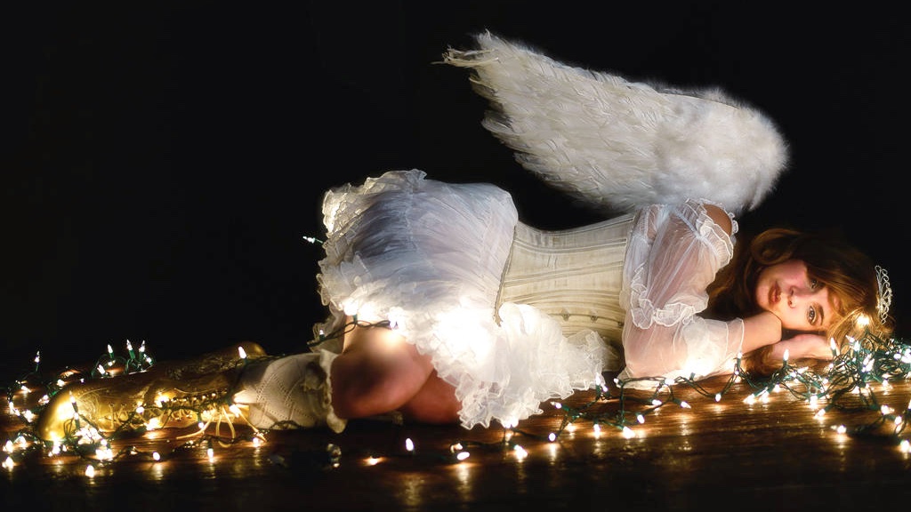 Download Angel Woman Cosplay Image